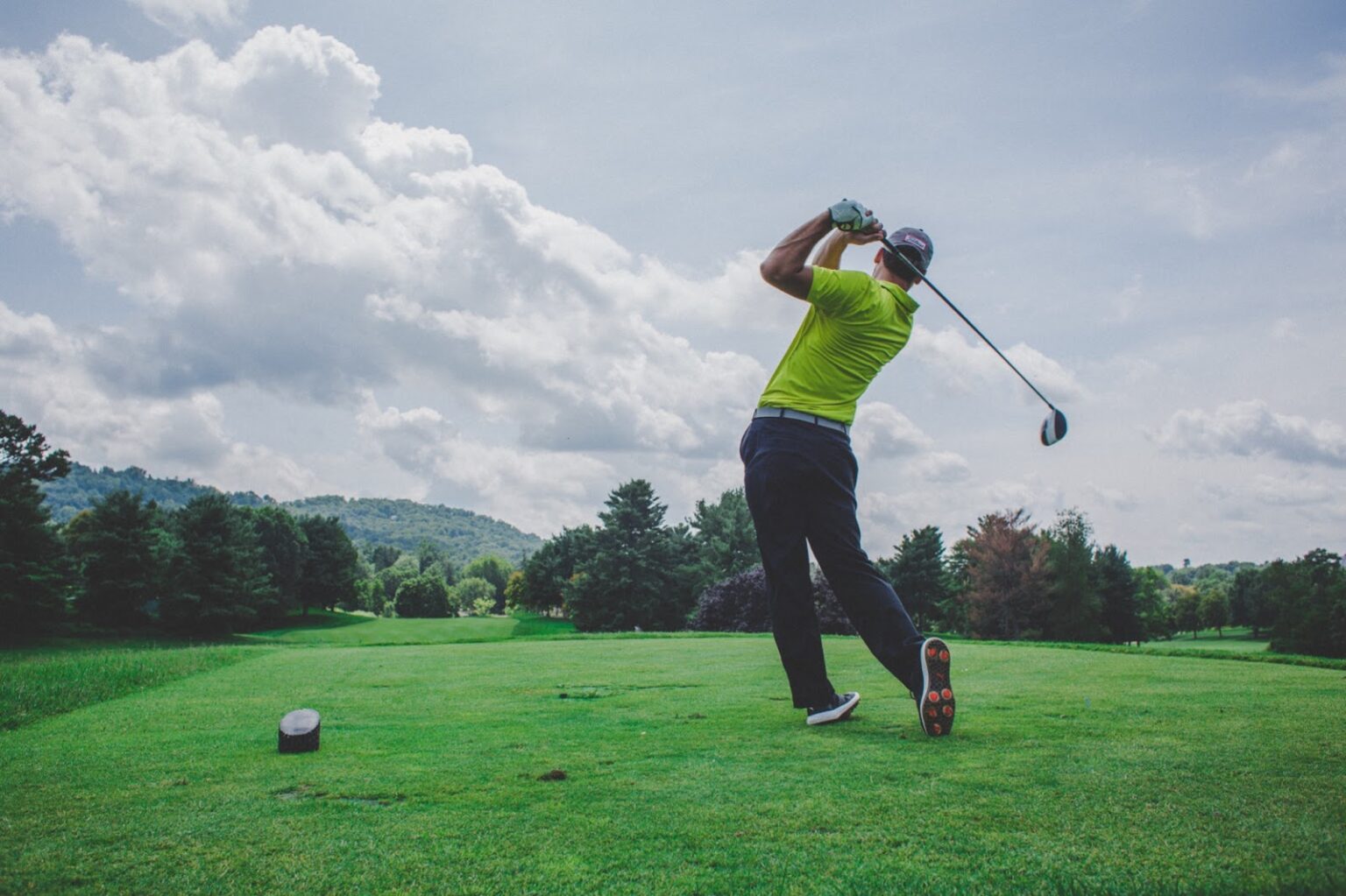 How To Hit A Fade In Golf (And Find More Fairways)? - Mike Wilson Golf